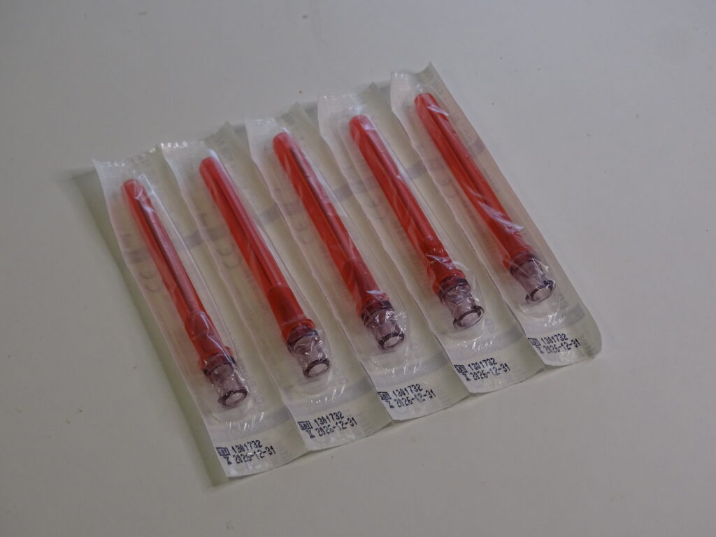 Sterile 18G Filtered Blunt Syringe Needles (5 Pack) - Bishops Bees